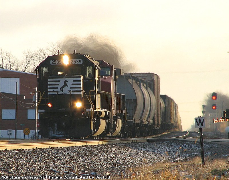 NS 2539 NS 17K 8:45 am